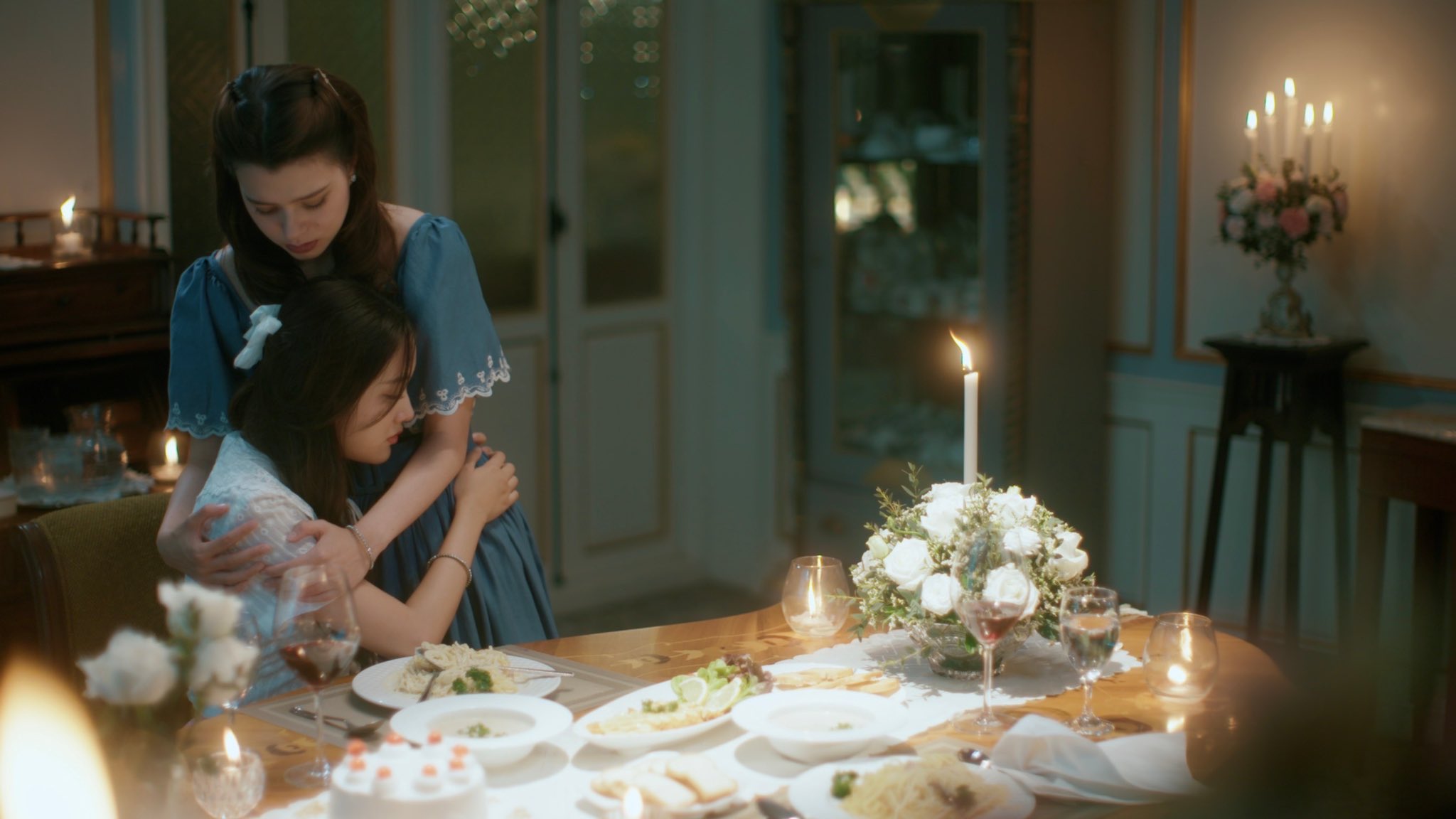 唯美床戲、甜吻共浴心跳漏一拍！GL泰劇《The Loyal Pin》釋前導預告和火辣劇照！ | LalaTai 拉拉台